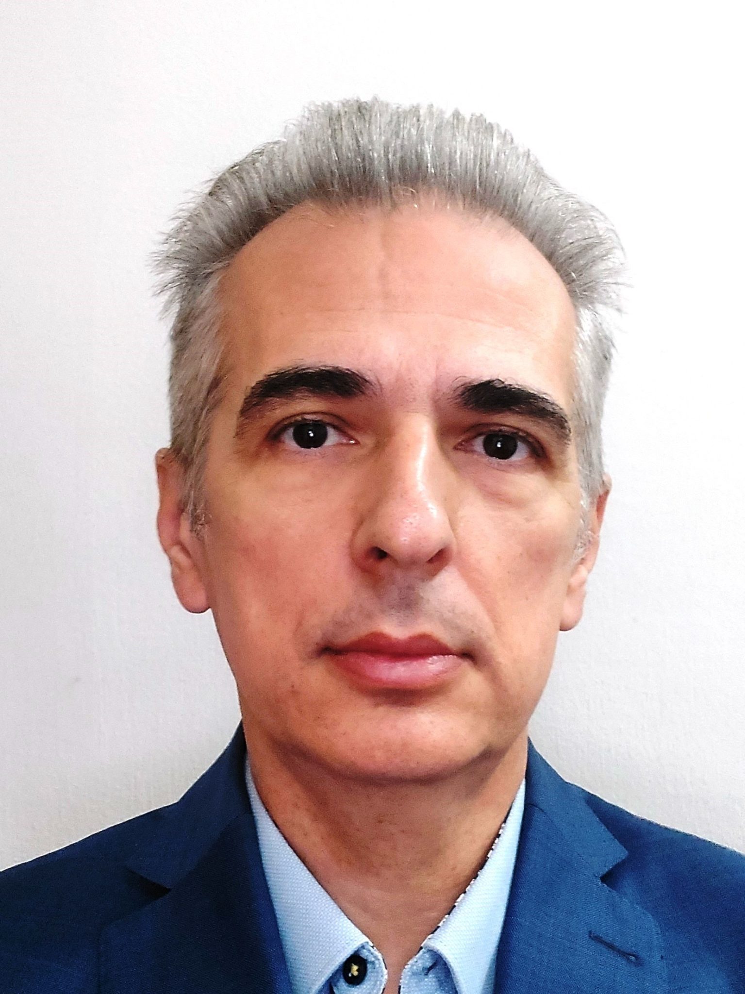 Нова книга од проф. д-р Тони Јаневски – „Future Fixed and Mobile ...